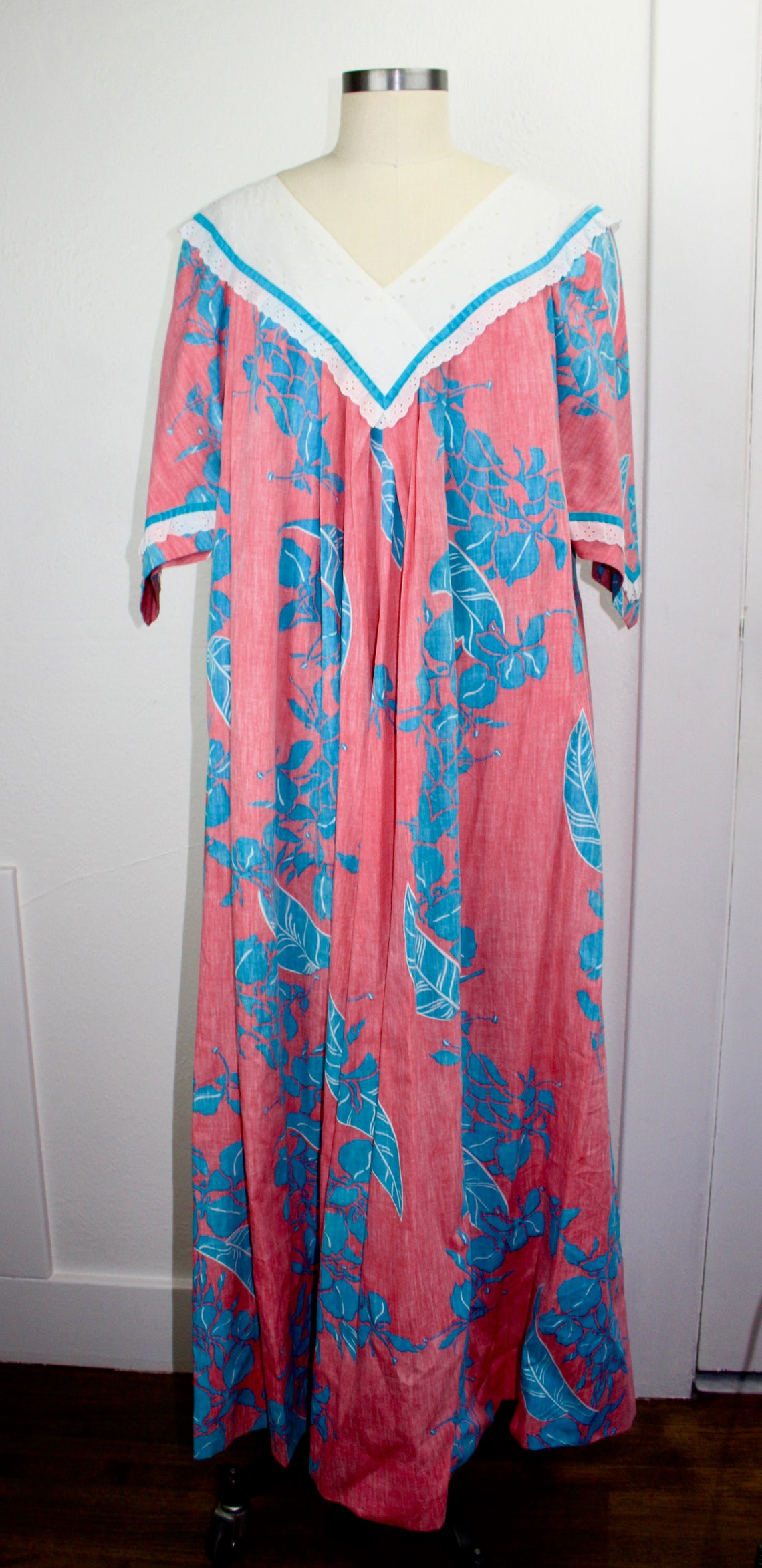 Vintage Hawaiian MuuMuu Coral Pink and Turquoise Blue Cotton | Etsy