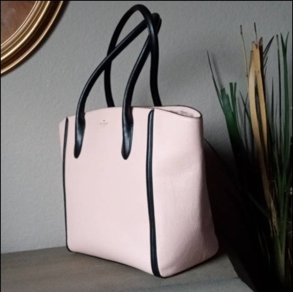 kate spade New York Caroline Lane Forster Black & O… - Gem