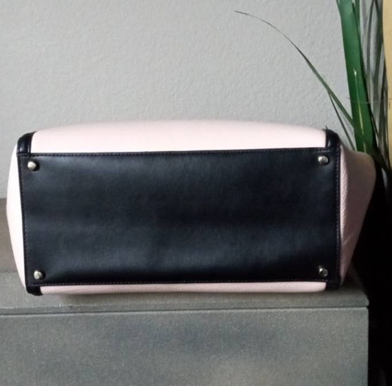 kate spade New York Caroline Lane Forster Black & O… - Gem