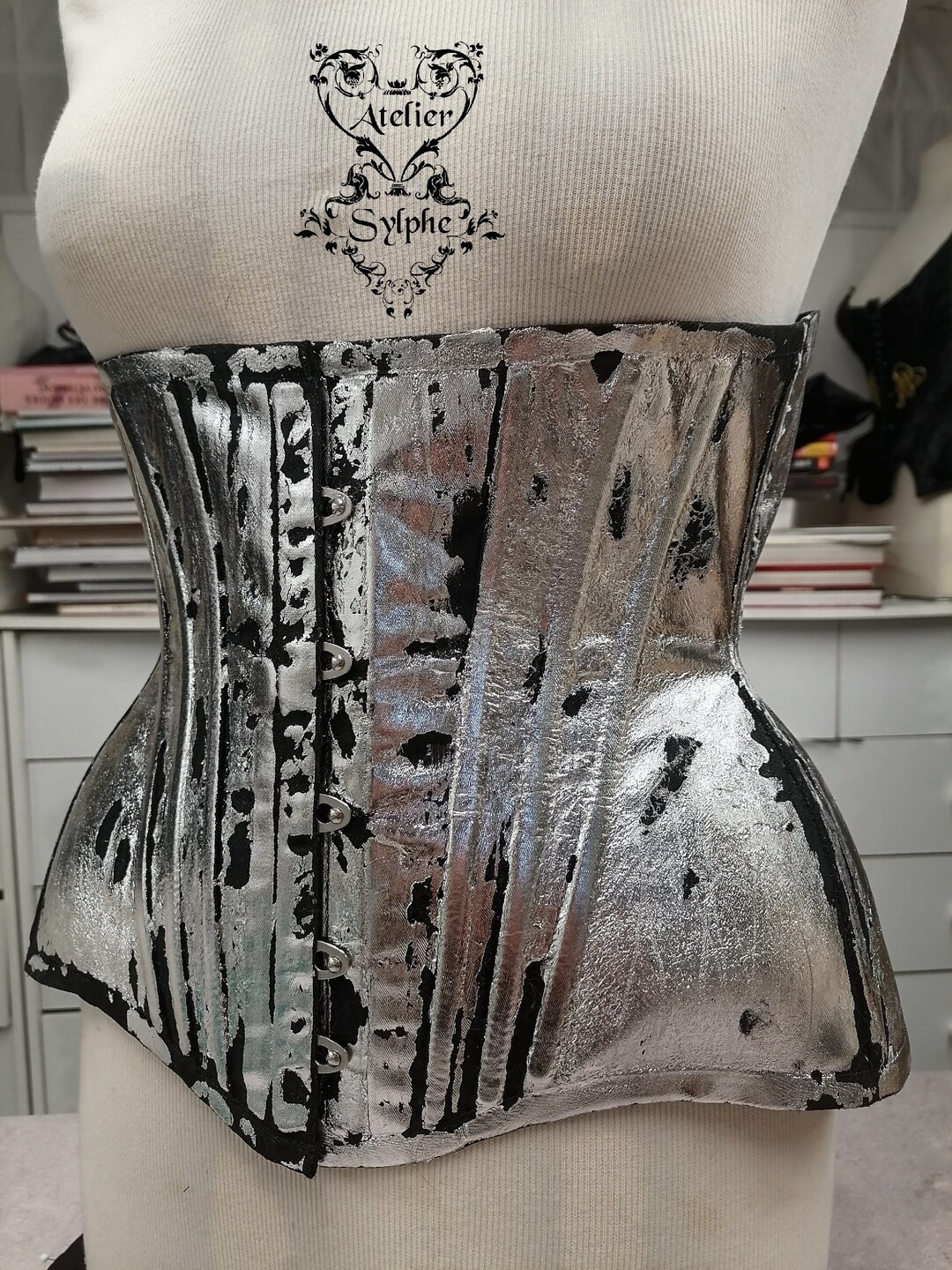 28 Inches Waist Size Underbust Boned Coutil Corset Silver Foil Fabric ...