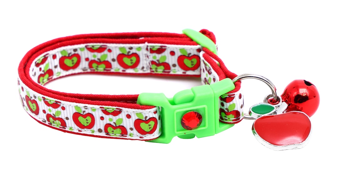 Fruit Cat Collar - Colorful Red and Green Apples on White - Breakaway ...