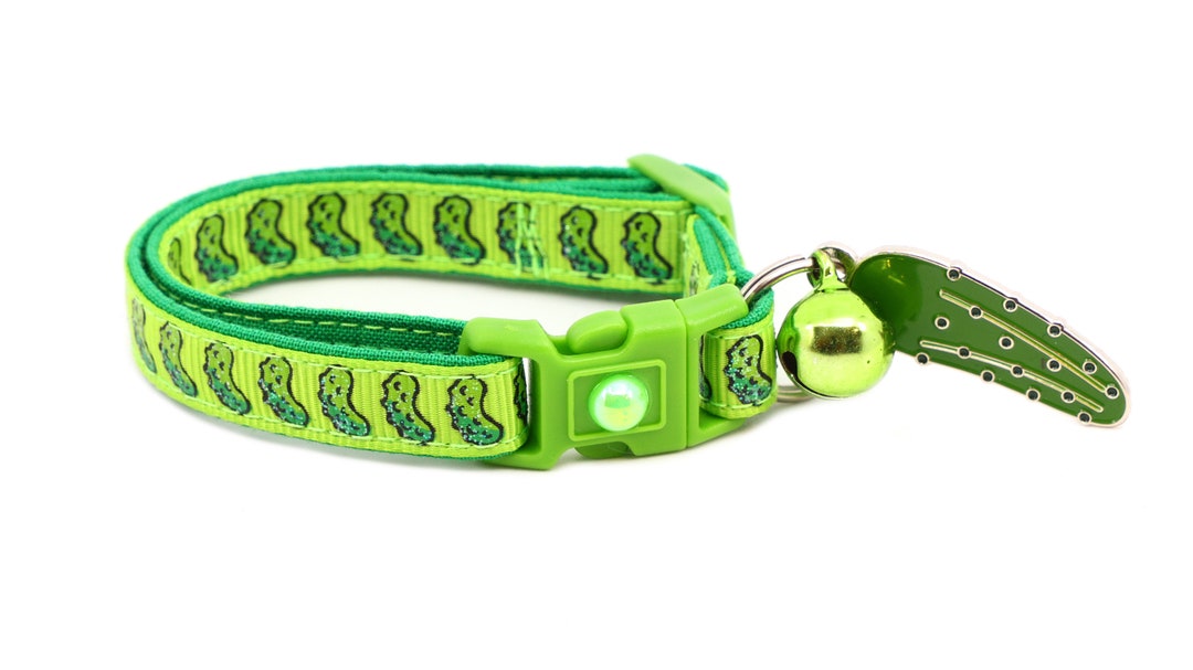 Pickle Cat Collar - Pickles on Green - Breakaway Safety - B81D56 - Etsy