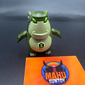 Upchuck | Ben 10 Omniverse | Alien Collection - Etsy
