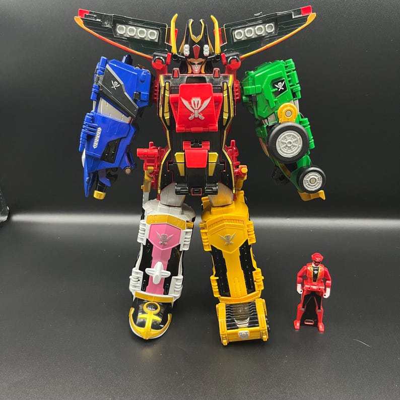 Legendary Megazord Version Japan | Power Rangers Super Megaforce | Gokaioh | Kaizoku Sentai ...
