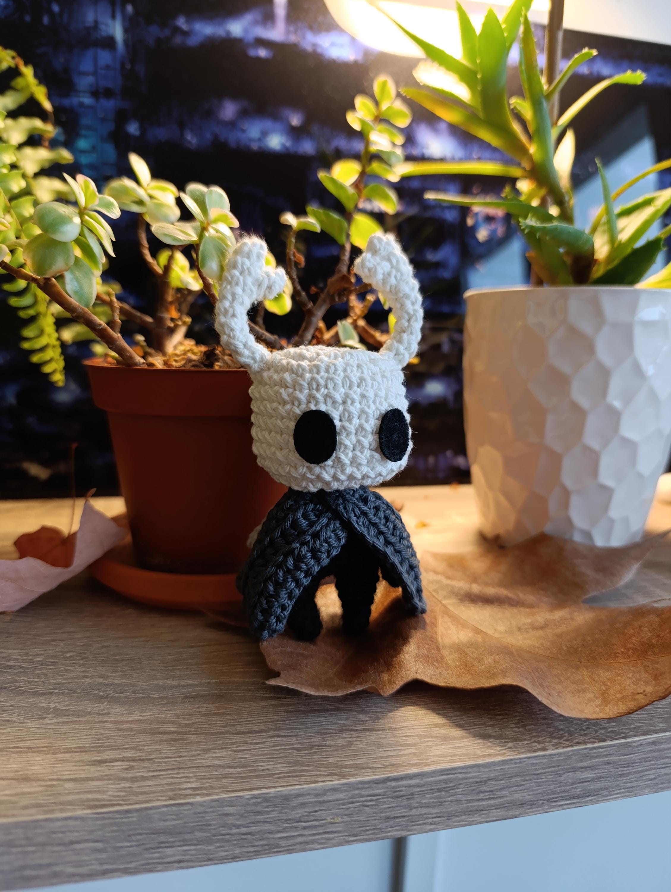 Crochet Pattern - Knight || FR & EN || Inspired by Hollow Knight - Etsy