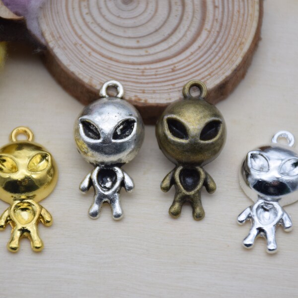Alien Charm - Etsy