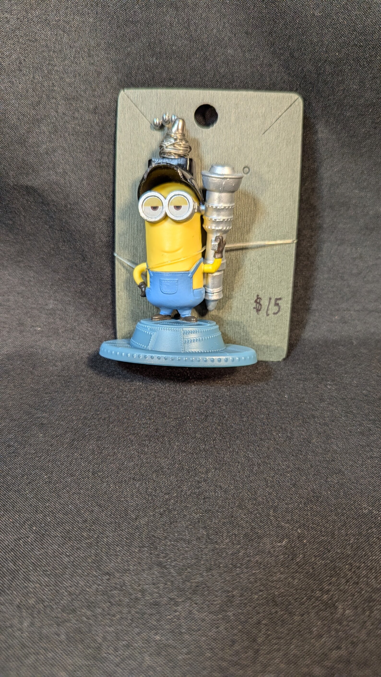 Minion Figurine Fan Pull - Etsy