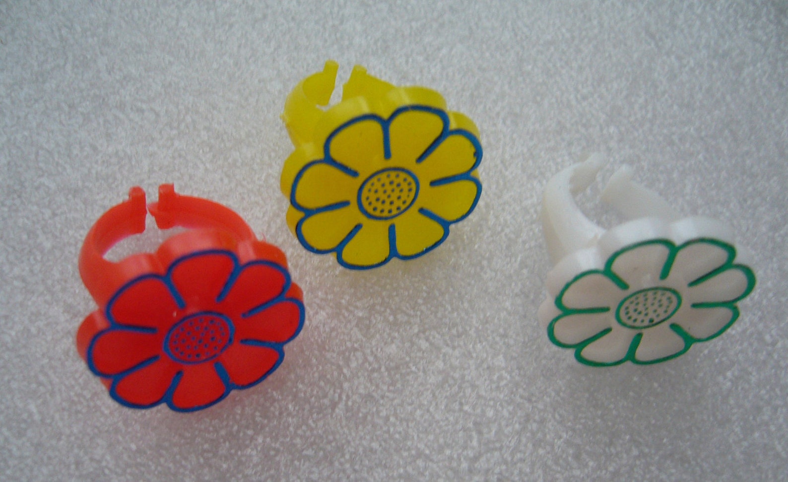 Vintage Children Multicolor Plastic 1960's Rings Lot of 3 - Etsy