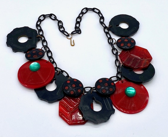 Vintage bakelite, galalith, early plastic and wood m… - Gem