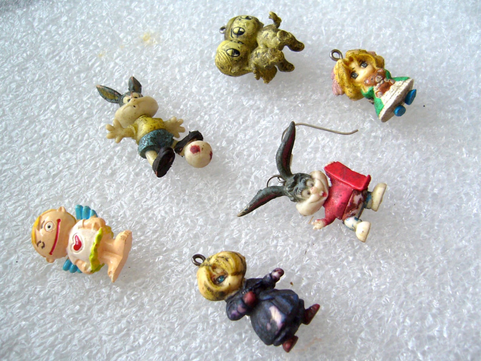 Vintage Different Little Figurines Charms Bunnies, Children, Whitch - Etsy