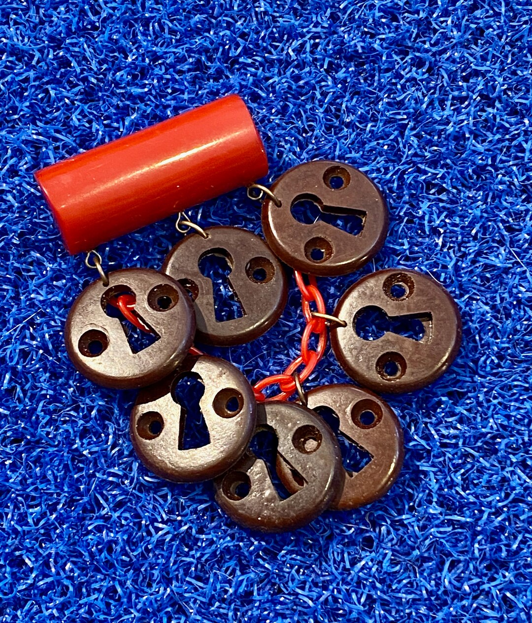 Vintage Bakelite and Early Plastic Keyholes Dangling Pin Brooch - Etsy