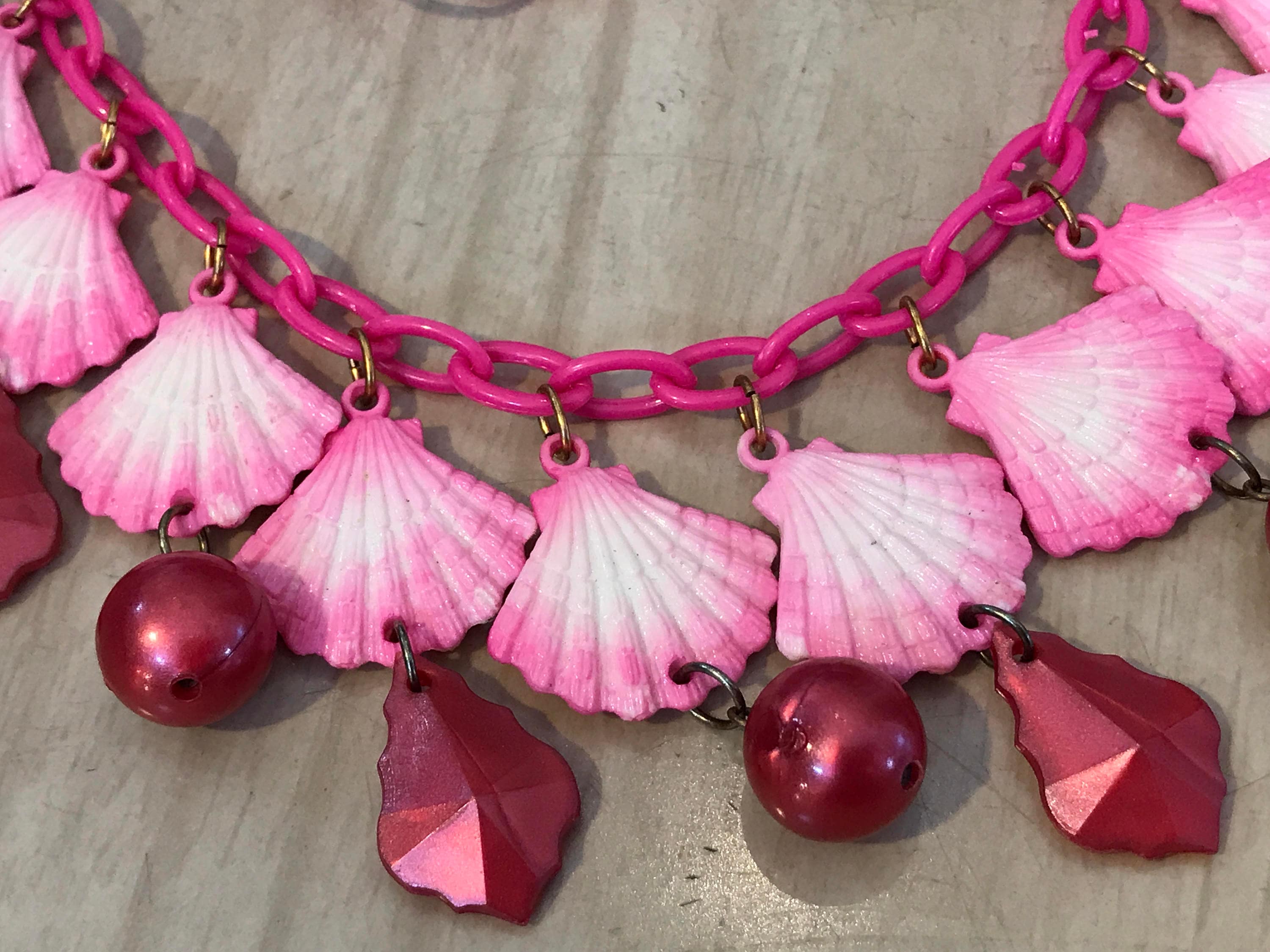 Vintage 1980's Plastic Hot Pink Shells Necklace - Etsy