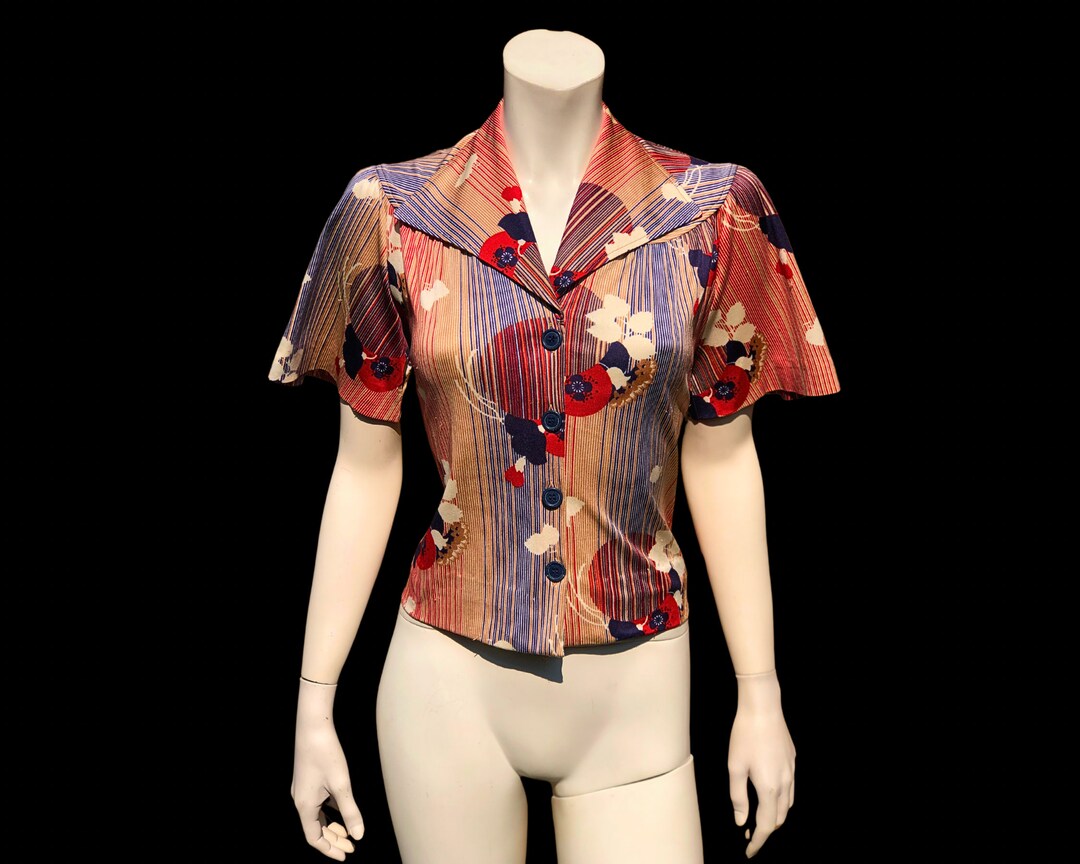 70s GRAPHIC Dagger Collar Polyester Short Sleeve Blouse / Retro Floral Abstract Print Button up ...