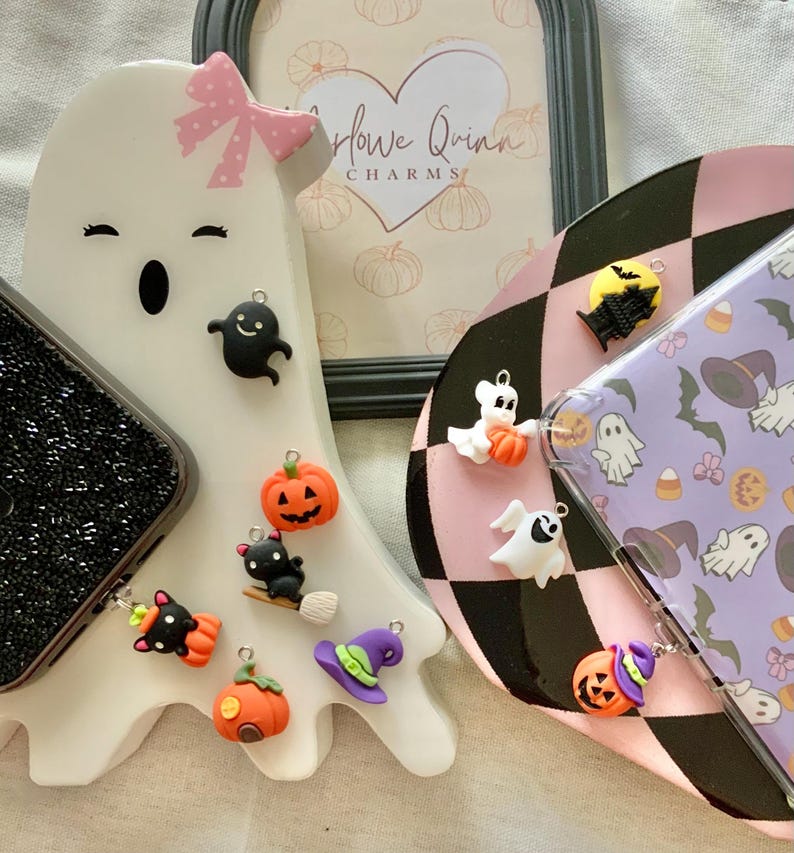 Halloween Phone Charm: Spooky Dust Plug / Sand Plug - USB-C, Micro-usb ...