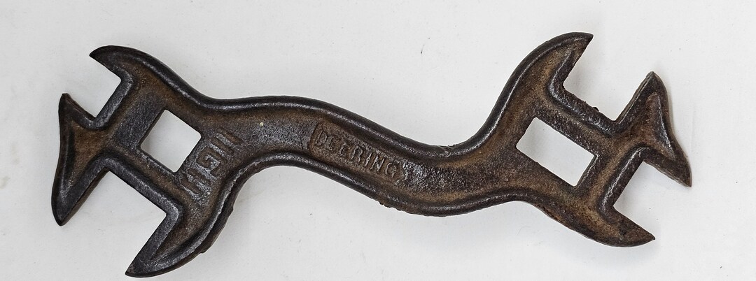 Deering Tractor Wrench 1930's Cast Iron Rusty - Etsy