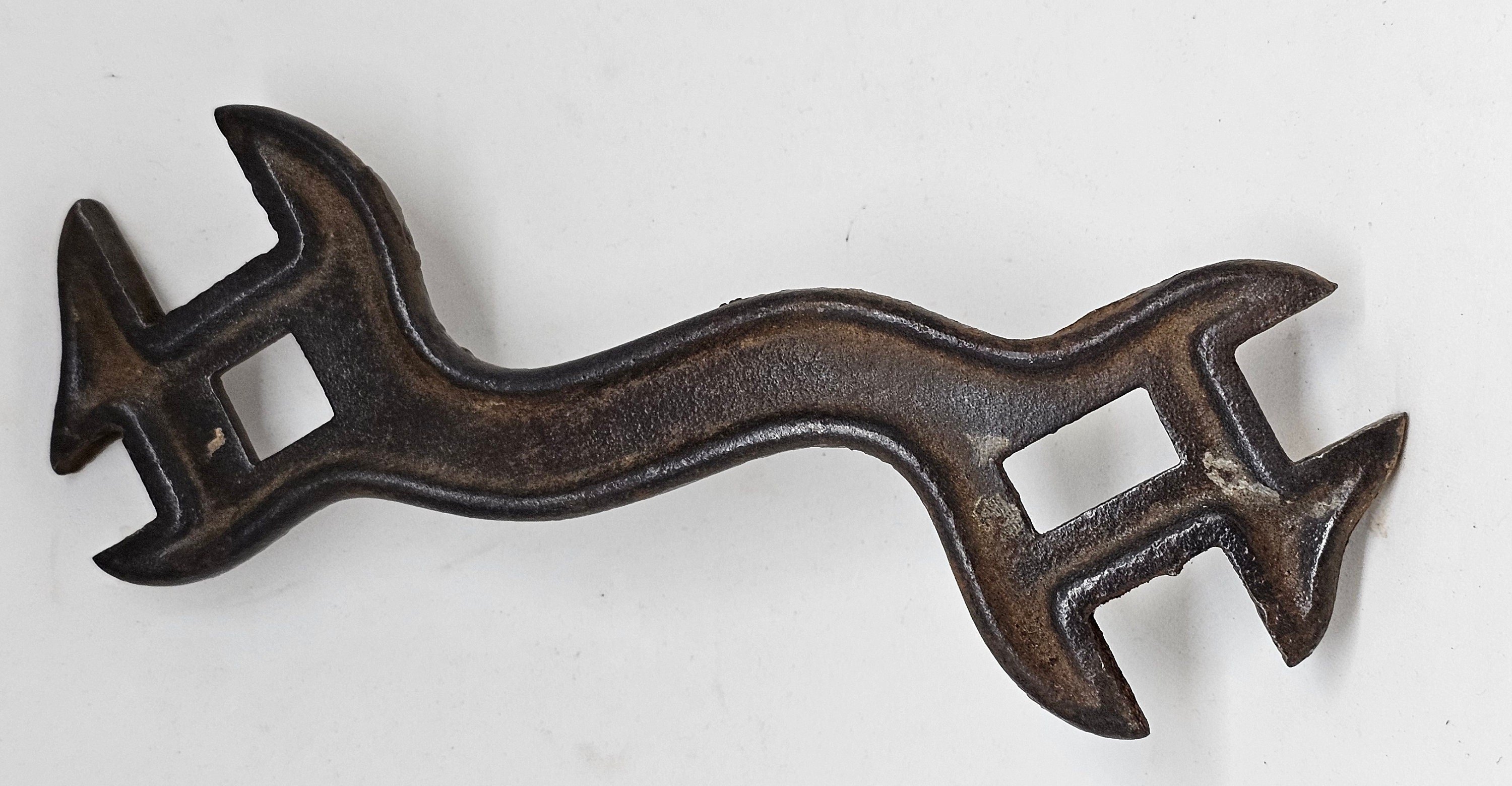Deering Tractor Wrench 1930's Cast Iron Rusty - Etsy