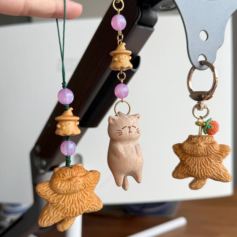 Flying Cat Keychain - Etsy