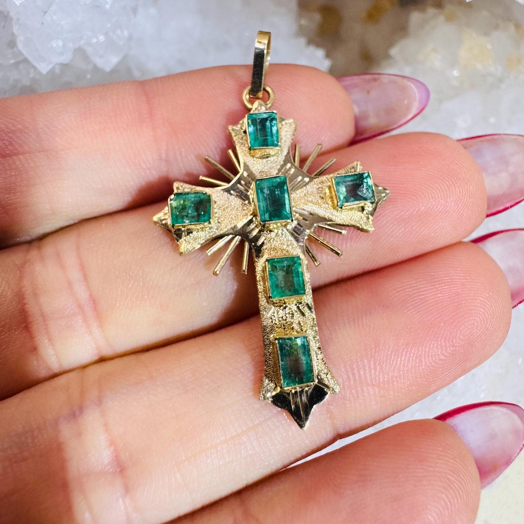 Natural Colombian Emerald 18K Yellow Gold Cross Pendant - Etsy
