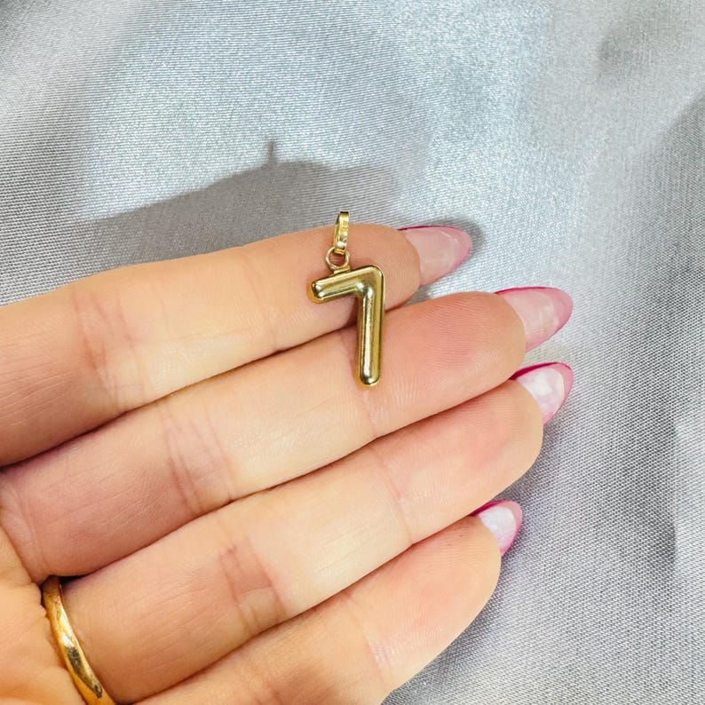 10K Yellow Gold Puffy Number Seven 7 Charm Pendant - Etsy UK