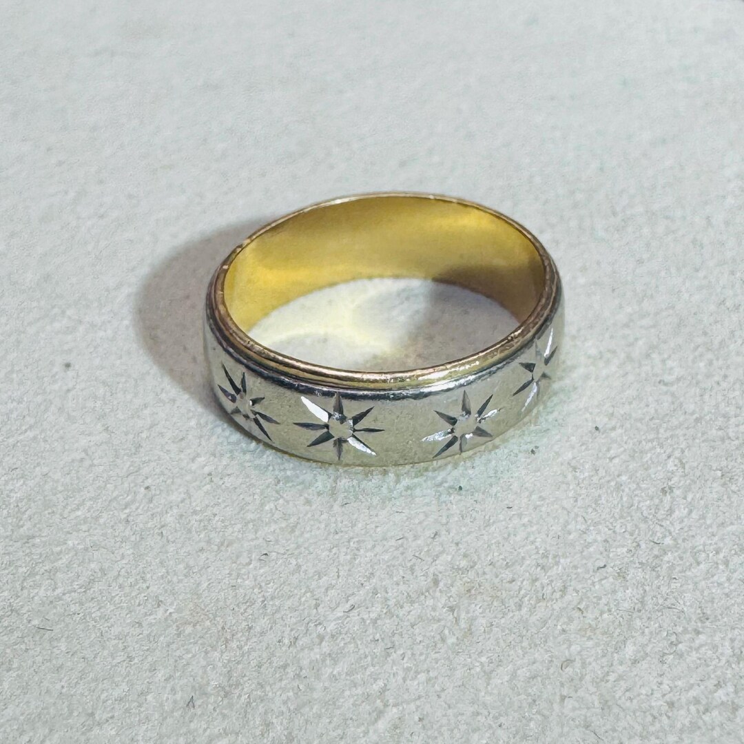 14K Yellow and White Gold Star Cut Ring Band Size 6 - Etsy