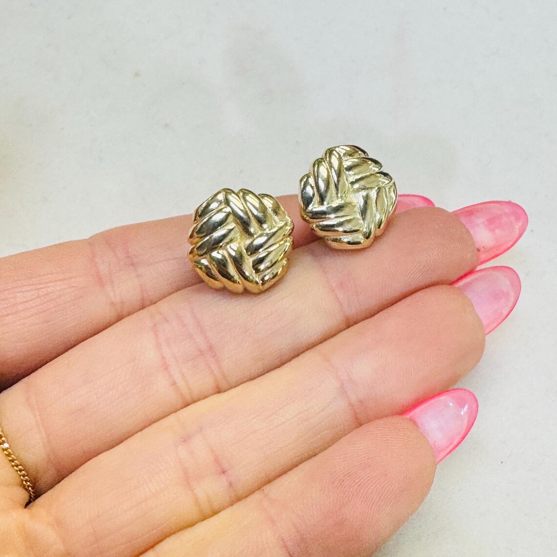 Solid 10K Yellow 14x14mm Crosshatched Square Omega Back Earrings - Etsy