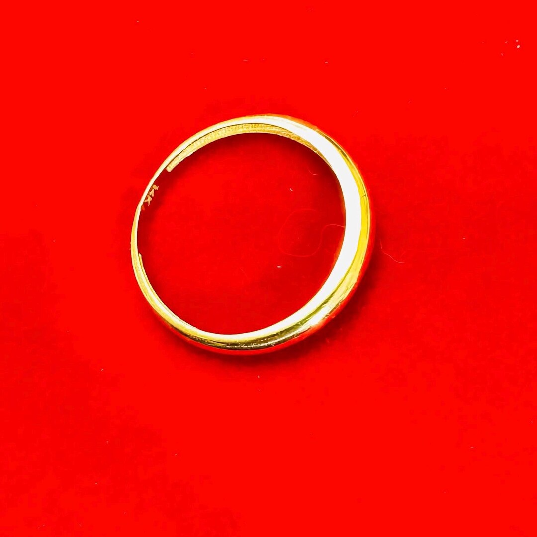 14K Yellow Gold Little Domed Tapered Stacking Ring Size 7.75 - Etsy