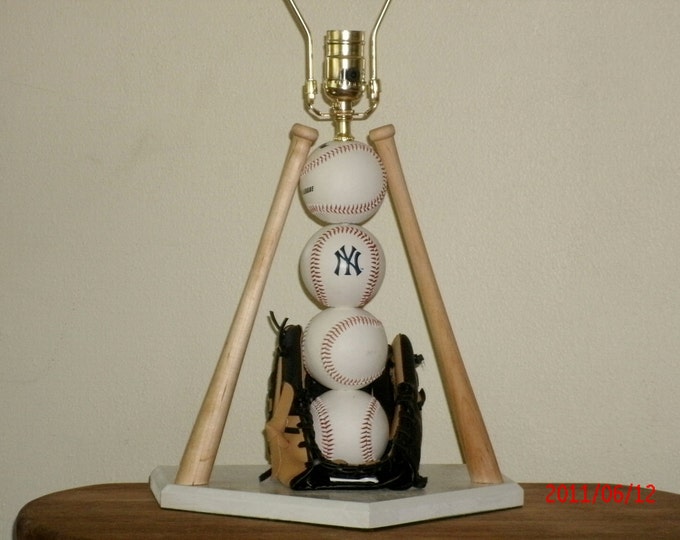 Baseball Themed Table Lamp - Etsy