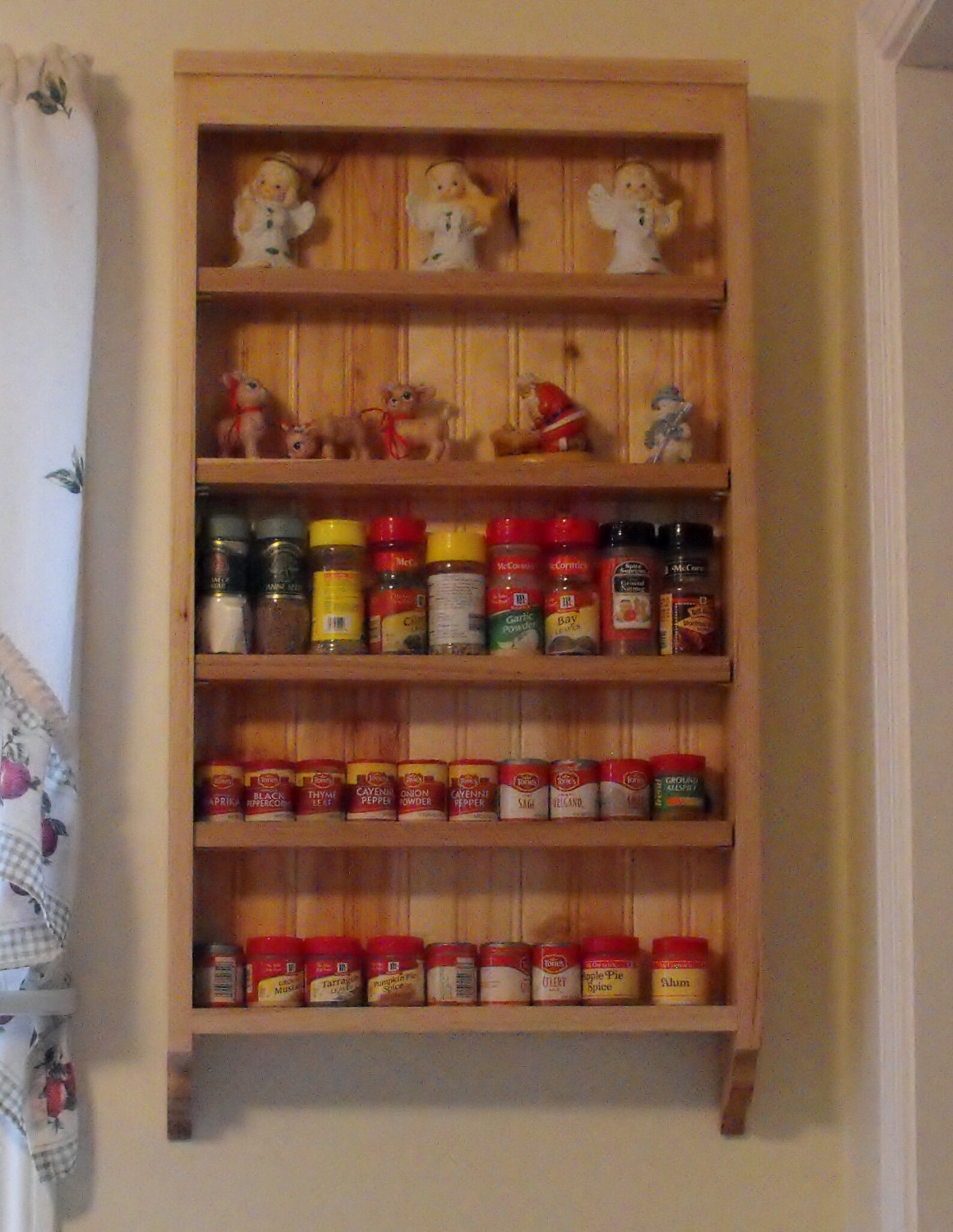 Custom Spice Rack/ Kitchen shelf | Etsy