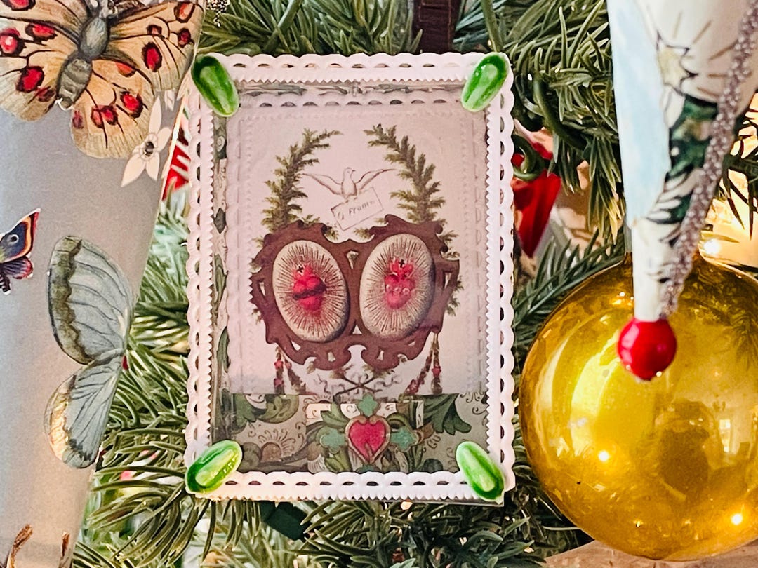 Handmade Shadow Box Shrine Ornament of the Sacred Heart - Etsy