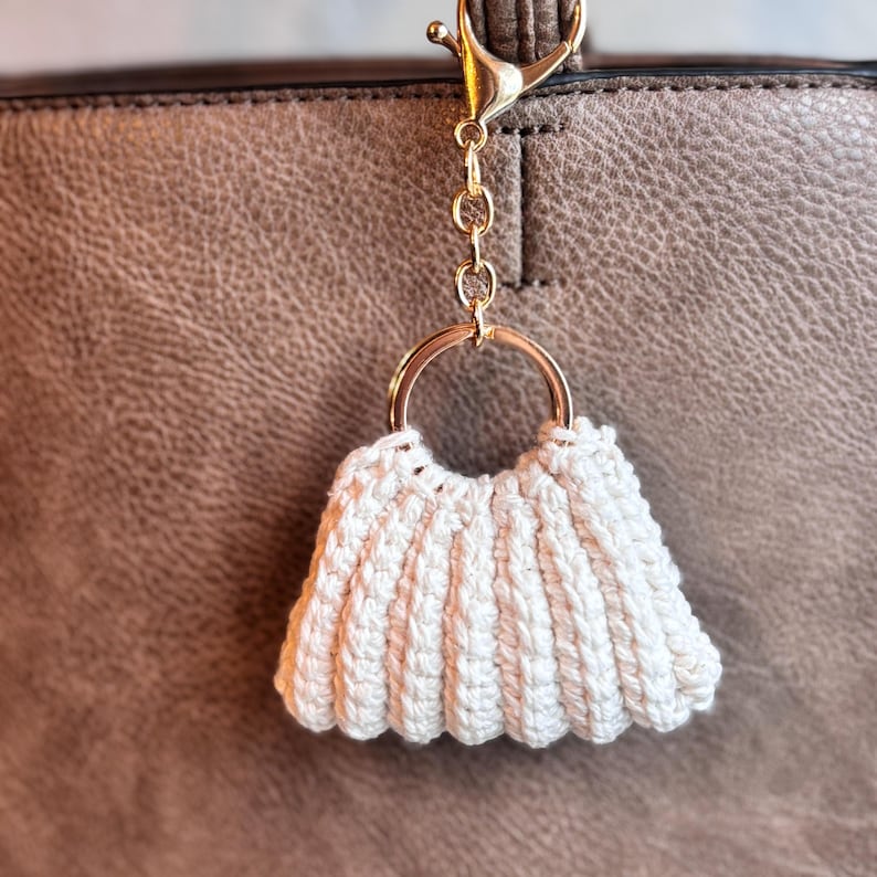 Crochet Mini Bag Keychain – Handmade Purse Key Ring – Small Bag Charm ...