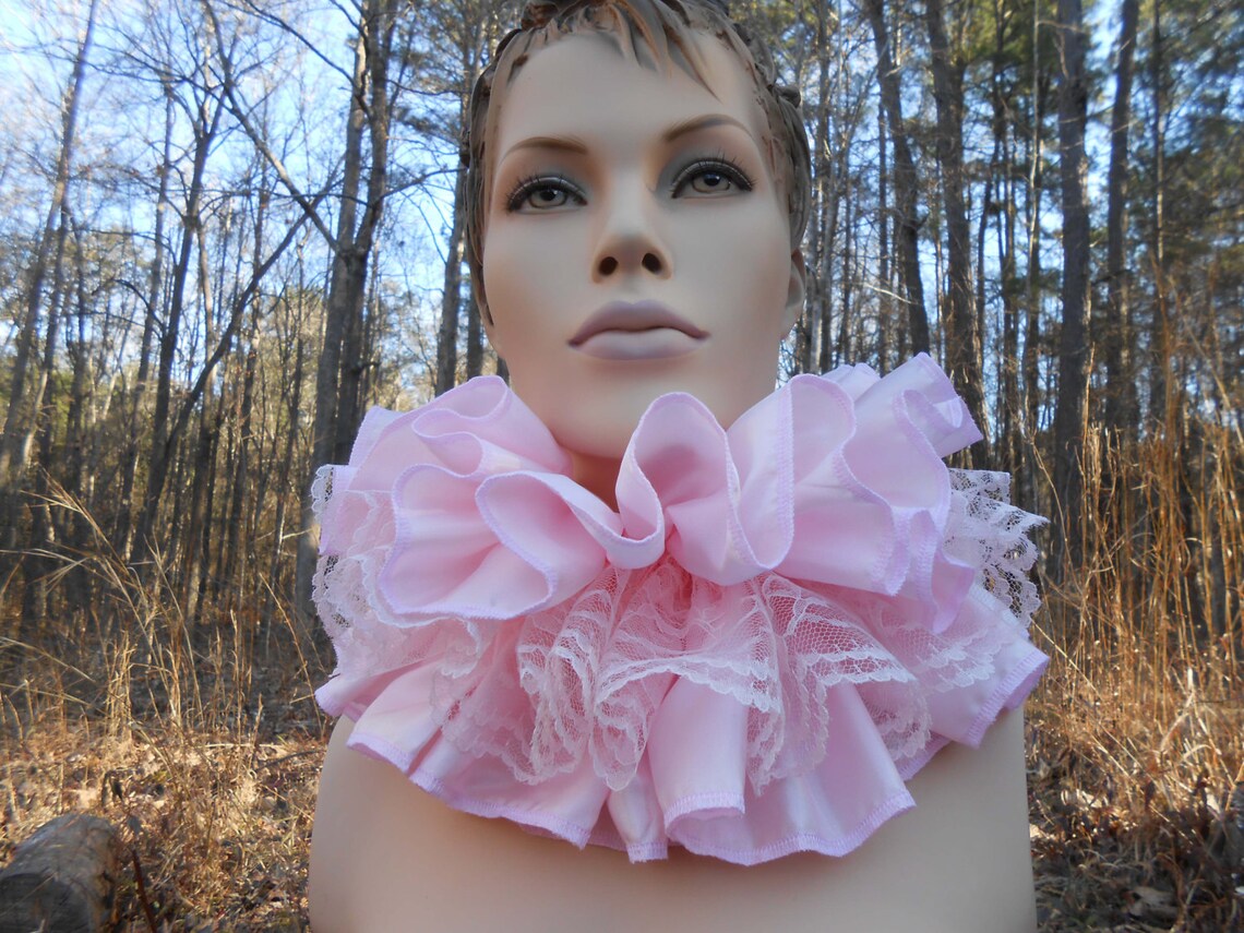 F019 Neck and Wrist Ruffs Circus Collar and Cuffs Gorgeous | Etsy