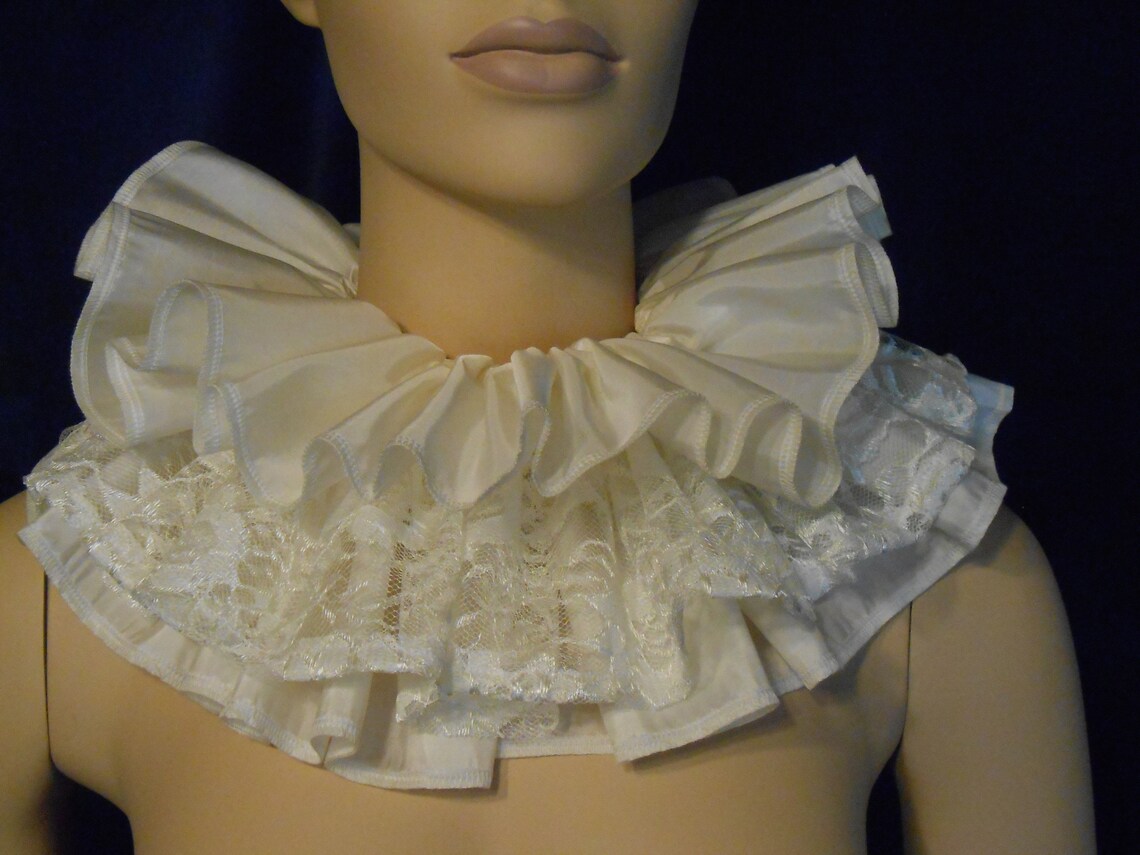 F019 Neck and Wrist Ruffs Circus Collar and Cuffs Gorgeous | Etsy