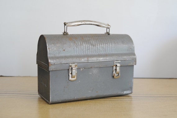 Items similar to Vintage - Metal Lunch Box on Etsy