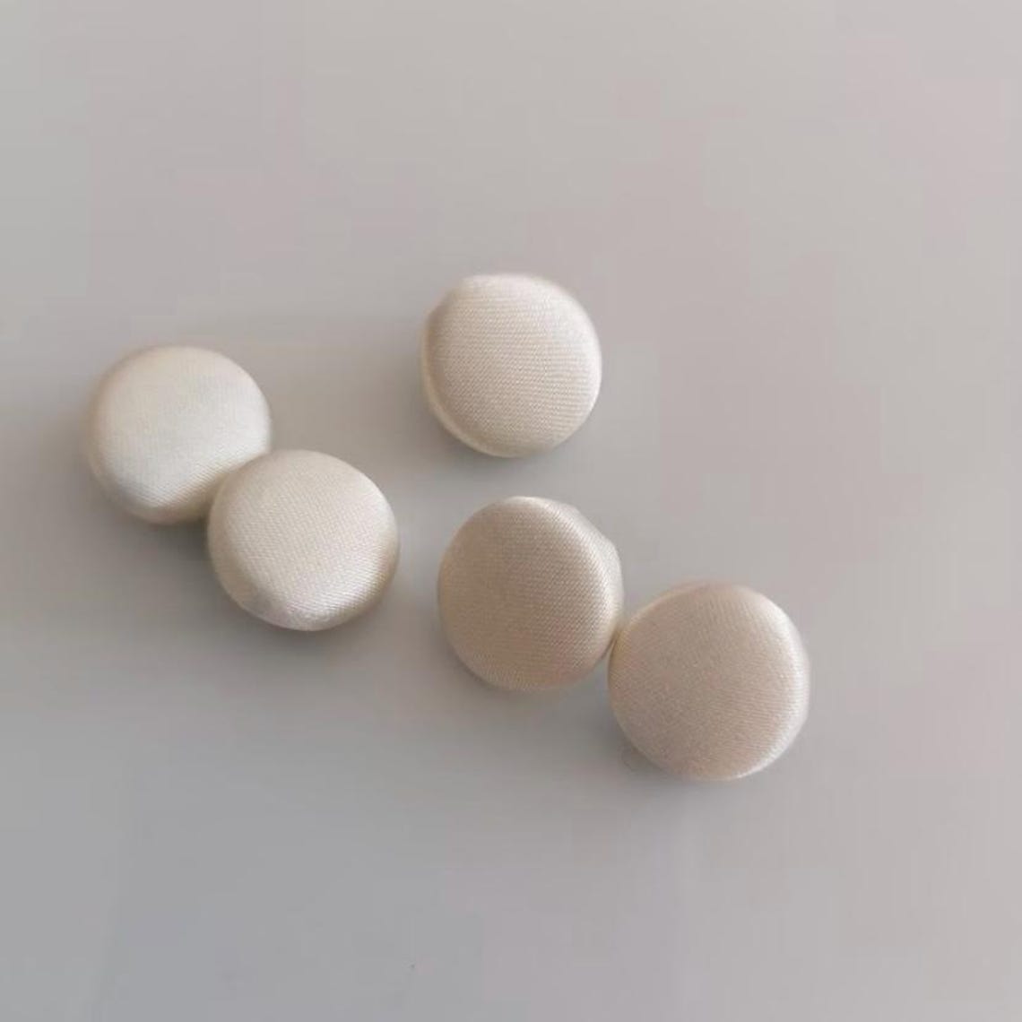 Warm Ivory Wedding Dress Buttons 100% Silk Satin Bridal Buttons Silk ...