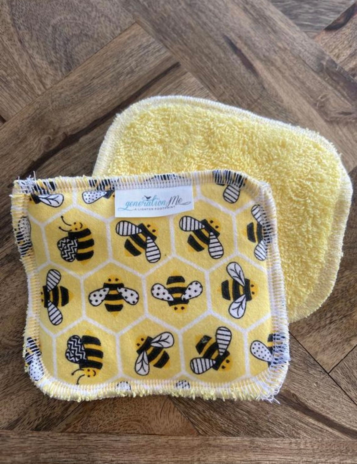 Honeybee Washcloth Kitchen or Bathroom Washcloth Bee Lover | Etsy