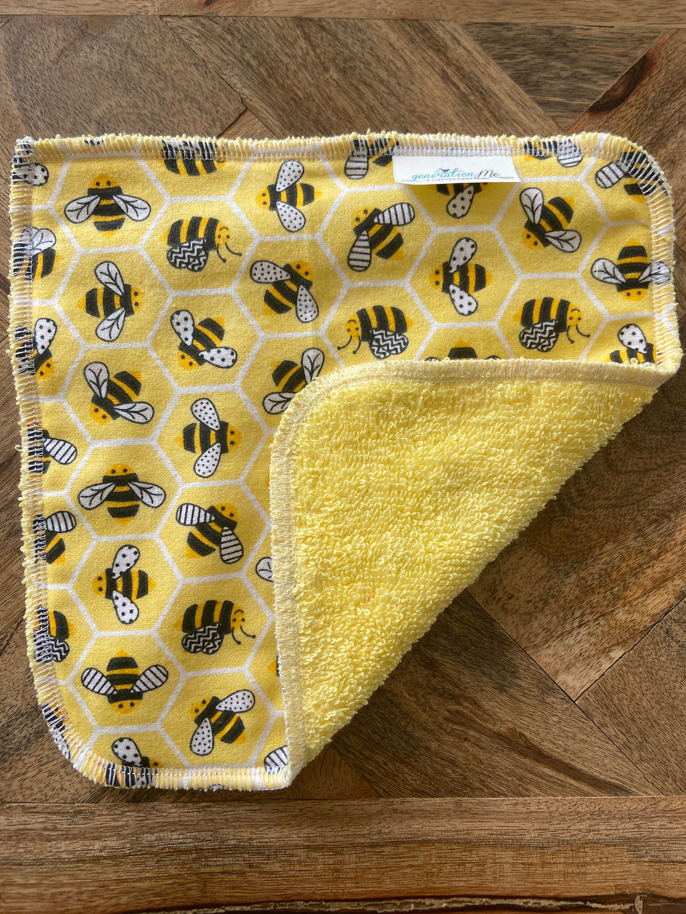 Honeybee Washcloth Kitchen or Bathroom Washcloth Bee Lover | Etsy