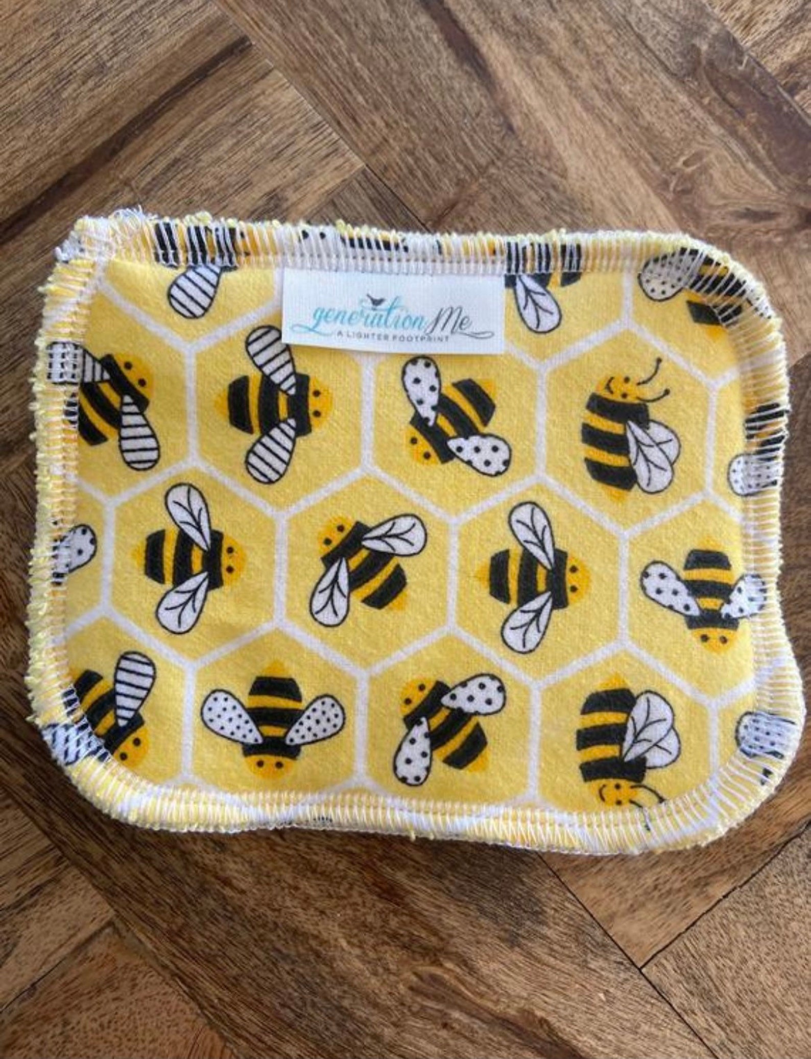 Honeybee Washcloth Kitchen or Bathroom Washcloth Bee Lover | Etsy
