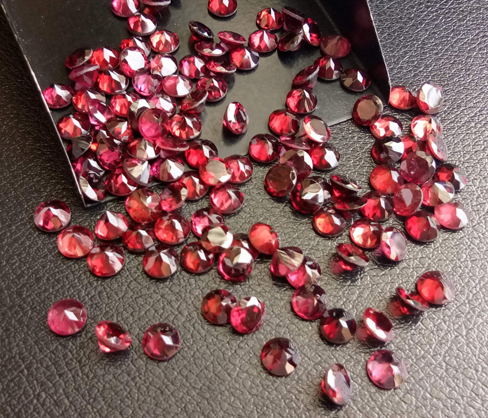 5-6mm Garnet Round Cut Stone Natural Faceted Garnet Stones - Etsy