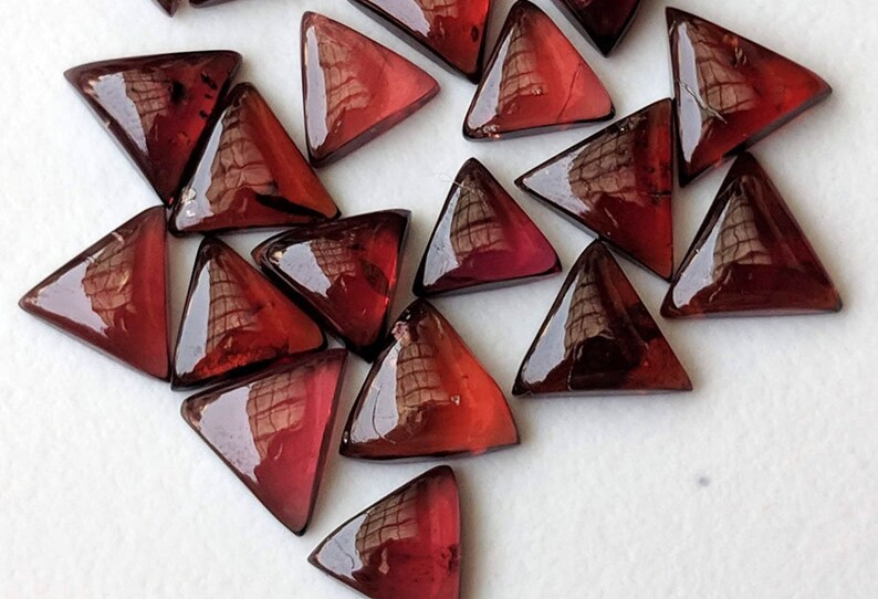 6mm Garnet Trillion Cabochons Natural Flat Back Cabochons - Etsy