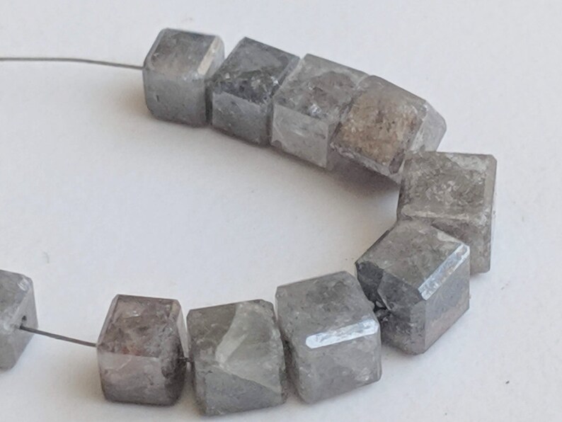 3.8-4.4mm Grey Sparkling Diamonds Box Cubes, Natural Polished Diamond ...