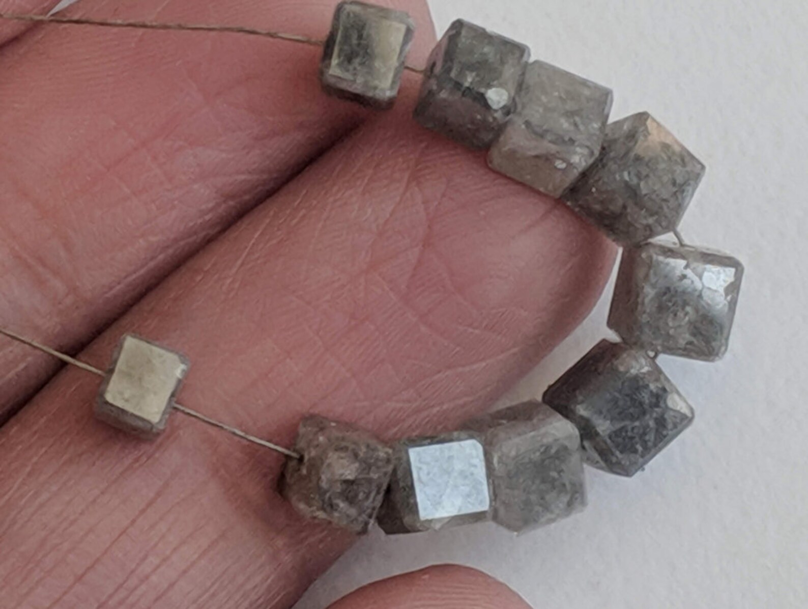 3.8-4.4mm Grey Sparkling Diamonds Box Cubes, Natural Polished Diamond ...