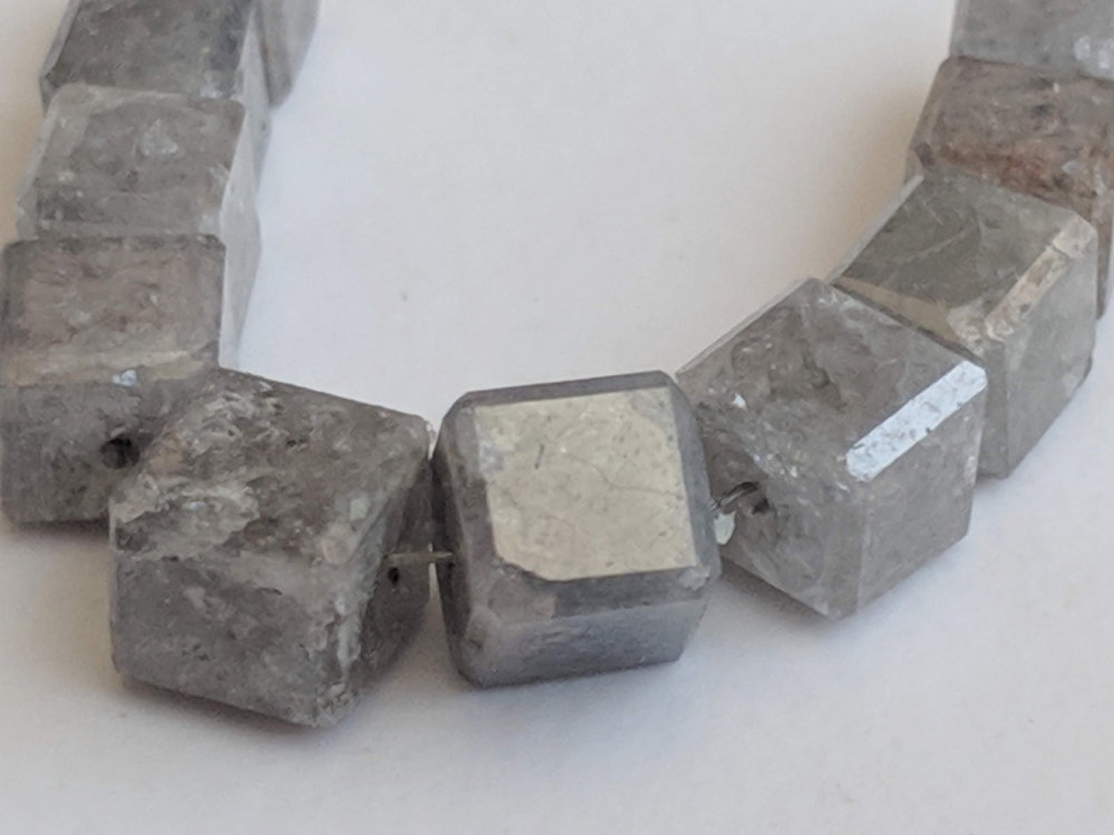 3.8-4.4mm Grey Sparkling Diamonds Box Cubes, Natural Polished Diamond ...