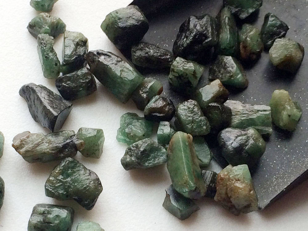 5-10mm Emerald Rough, Green Emerald Rough Stones, Rough Emerald ...