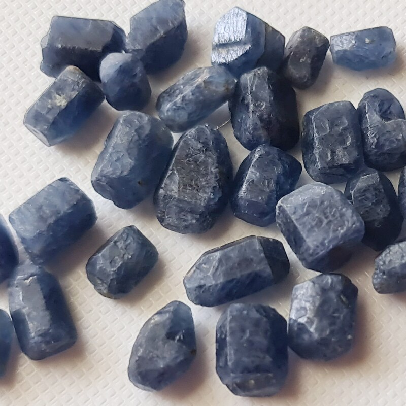 Rough Sapphire Ring - Etsy