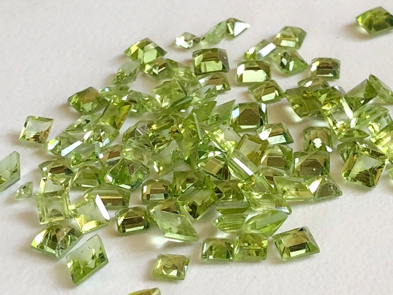 4-6mm Peridot Mix Cut Stones Peridot Princess and Emerald Cut - Etsy