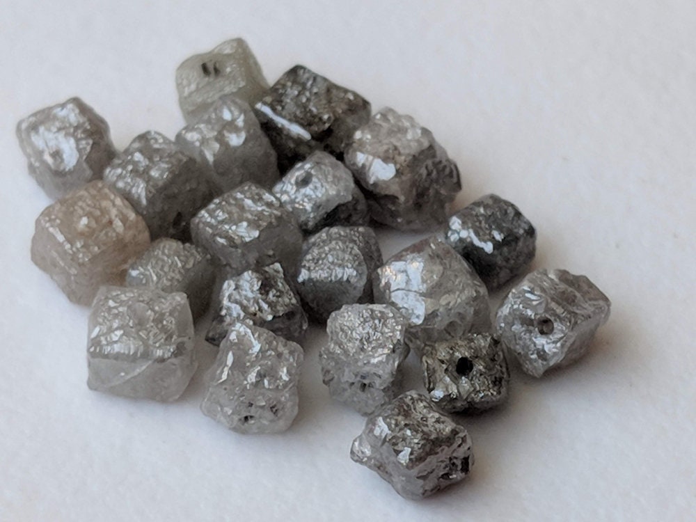 2.5-3mm Grey Rough Drilled Diamond Cube, Natural Grey Diamond Box Cube ...