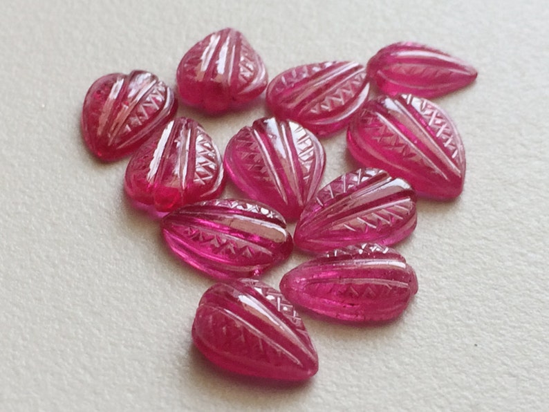 11x9mm to 13x10mm Ruby Carving Pear Glass Filled Ruby Hand - Etsy