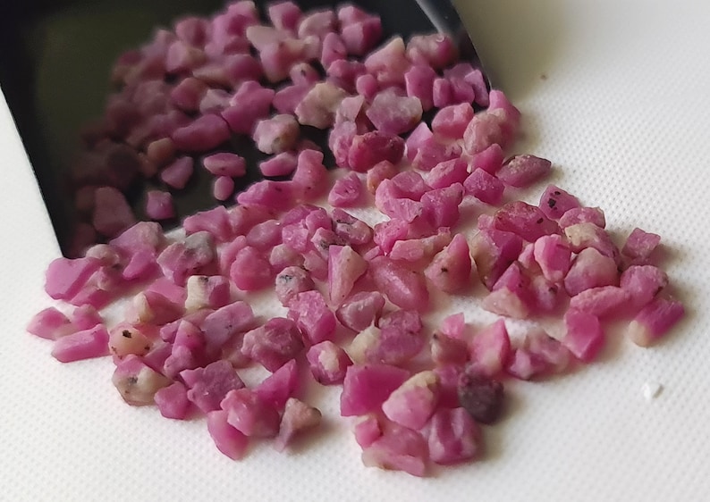 Ruby Rough, Raw Natural Ruby for Ring / Earrings/ Necklace / Jewelry ...