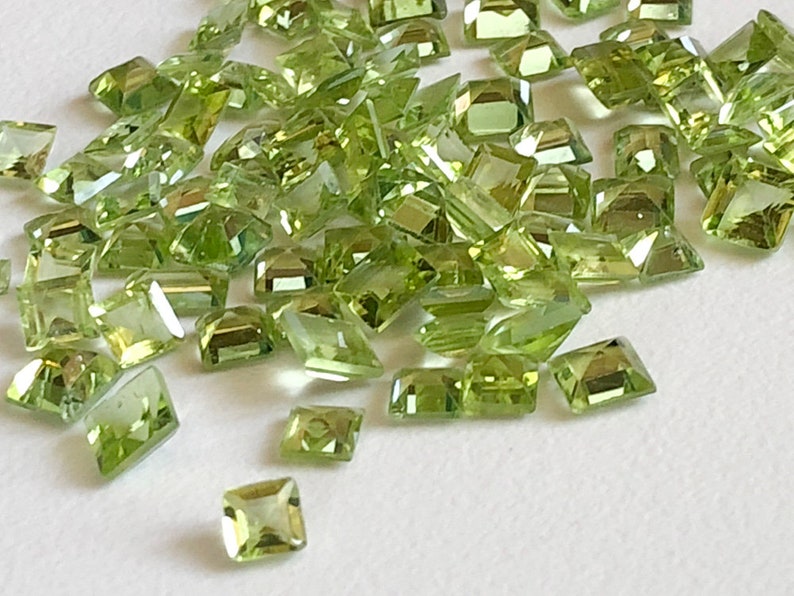 4-6mm Peridot Mix Cut Stones Peridot Princess and Emerald Cut - Etsy