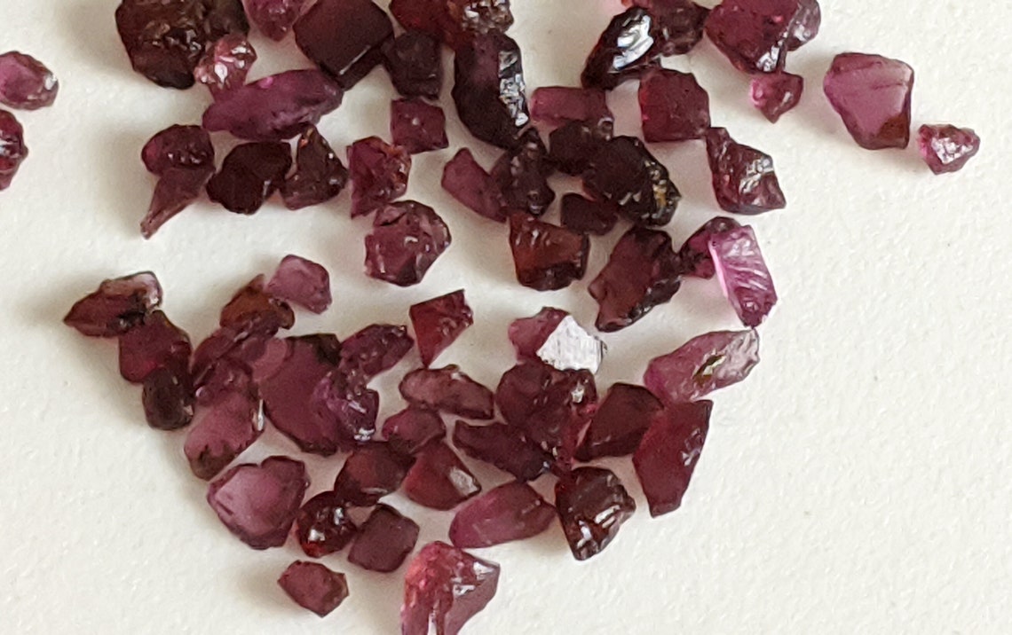8-10mm Rhodolite Garnet Rough Stones Raw Rhodolite Gemstones - Etsy